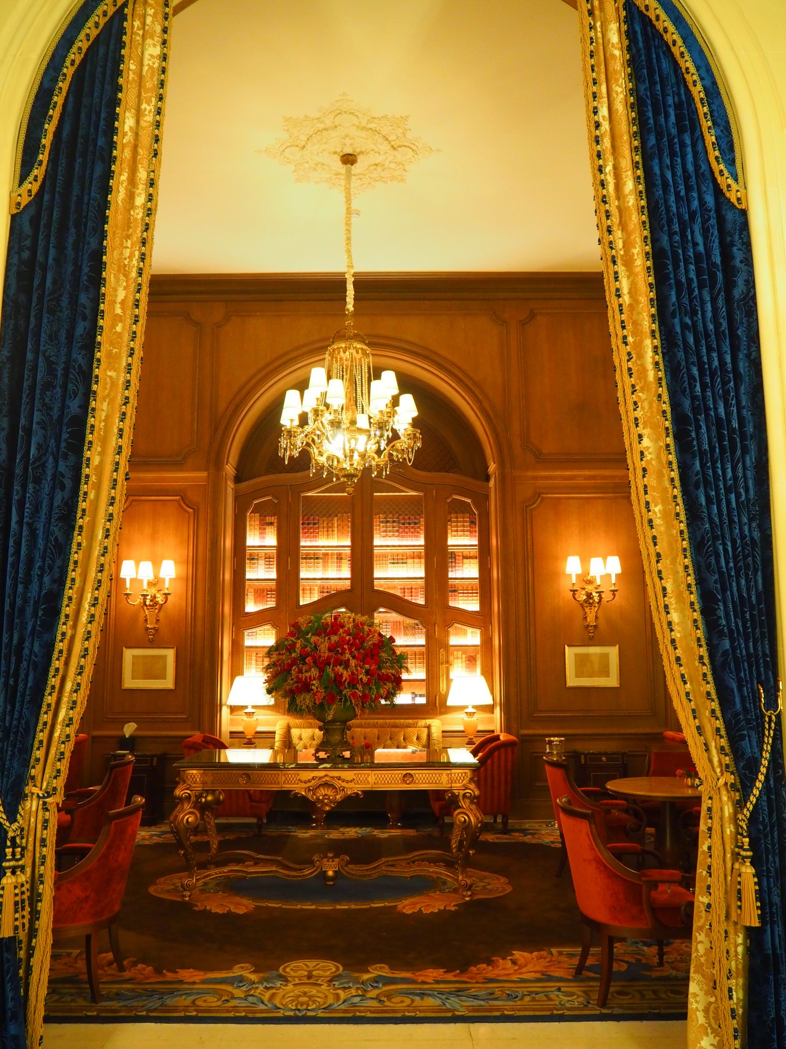 French Afternoon Tea at The Ritz Paris - Review (English/Anglais)